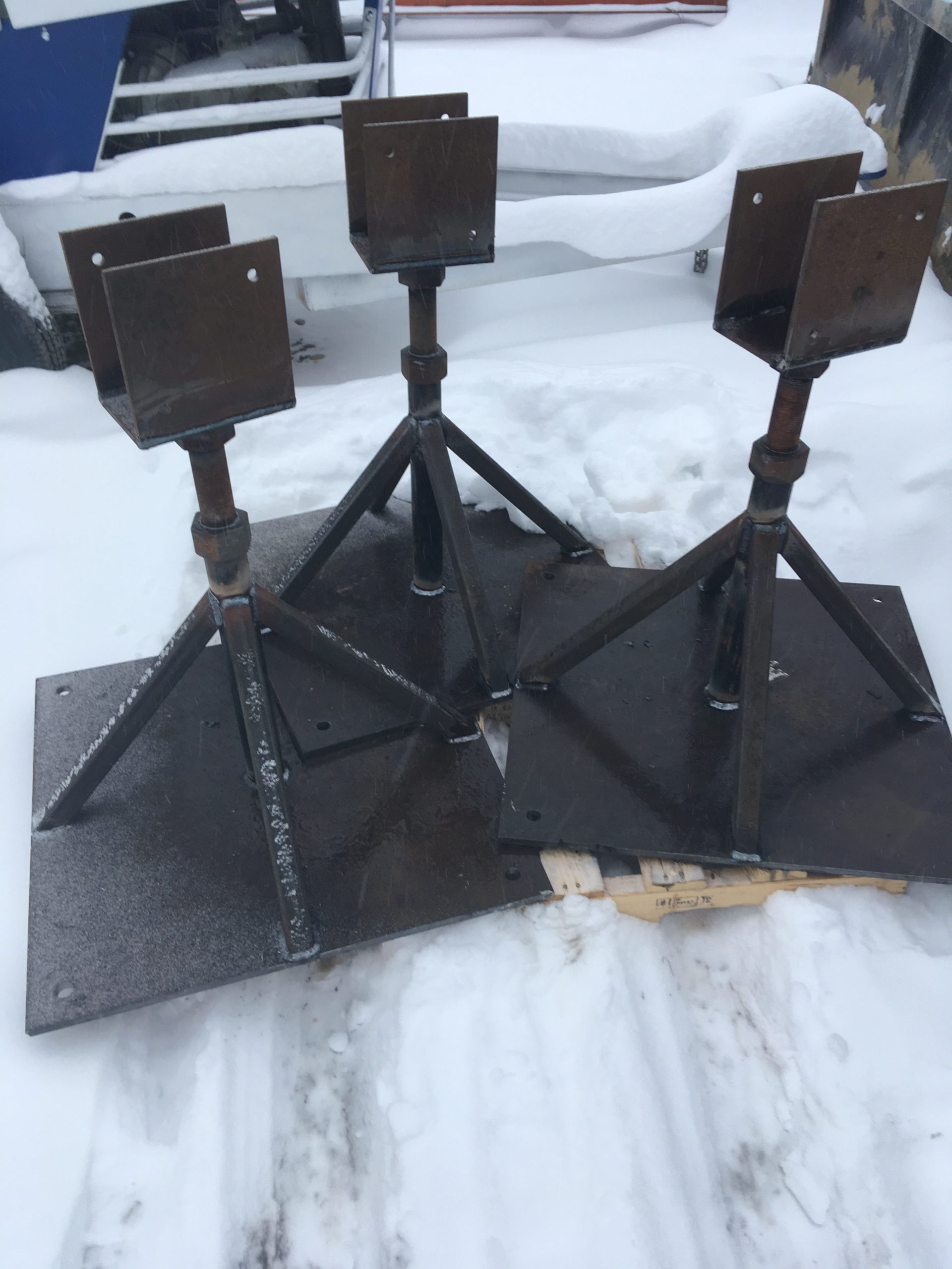Adjustable House Stands - Inner Creations LLC